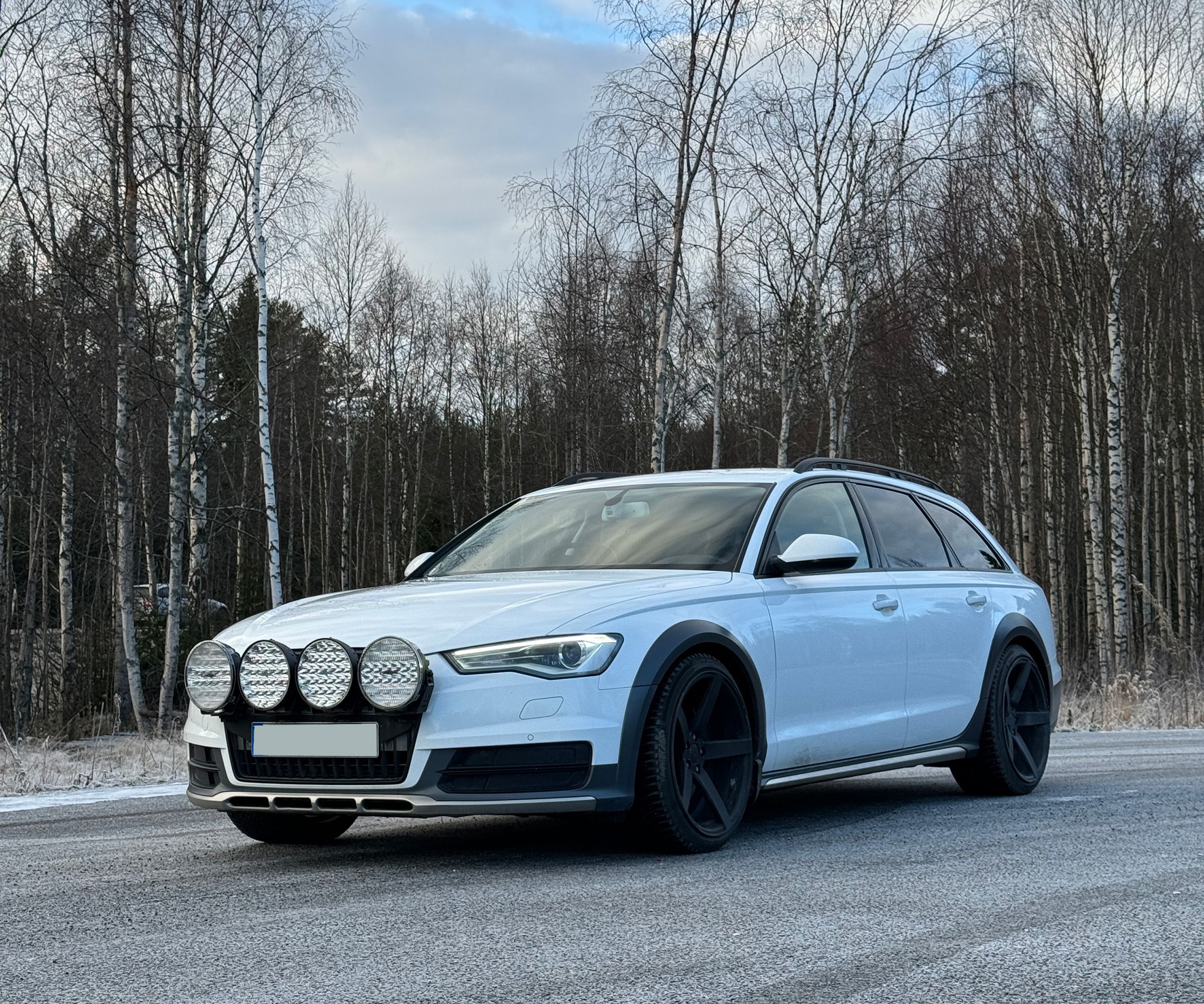 AUDI - Auxiliary light installations